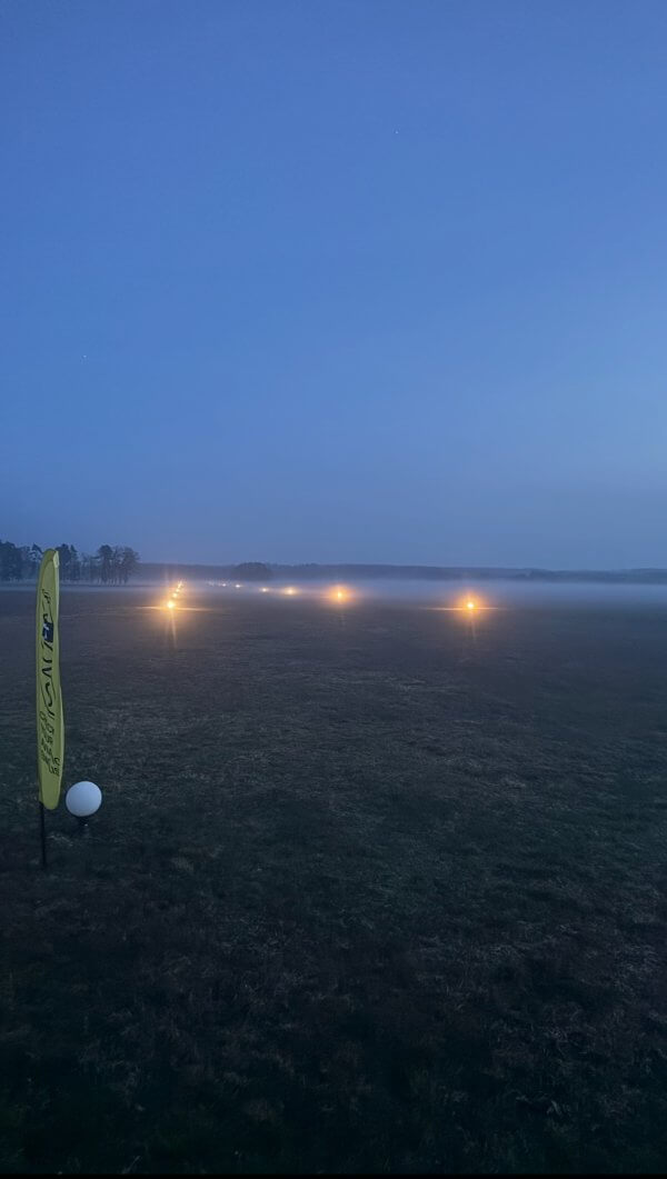 Cockpit view of a foggy runway - ICAO4U - ICAO Exam online